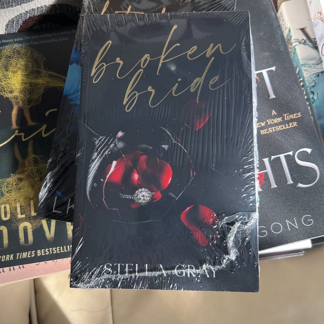 Broken Bride by Stella Gray, Paperback | Pangobooks
