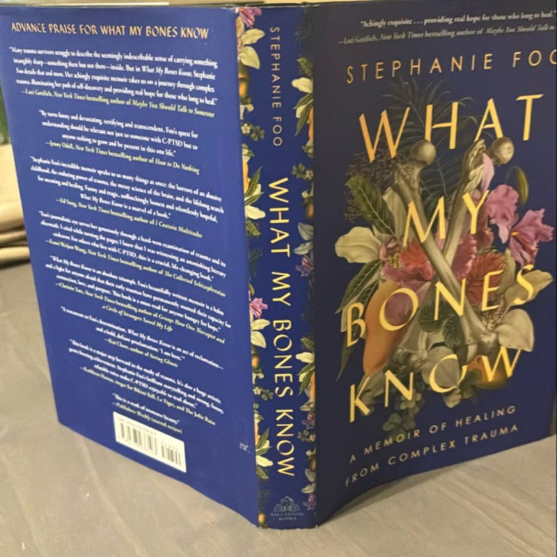 What My Bones Know by Stephanie Foo What My Bones Know by Stephanie Foo