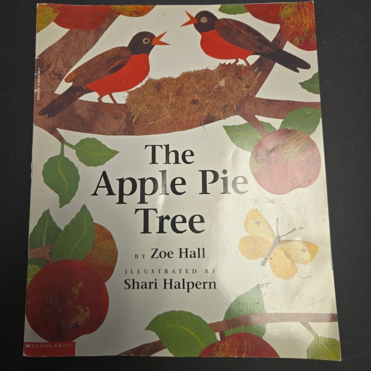 The Apple Pie Tree by Zoe Hall