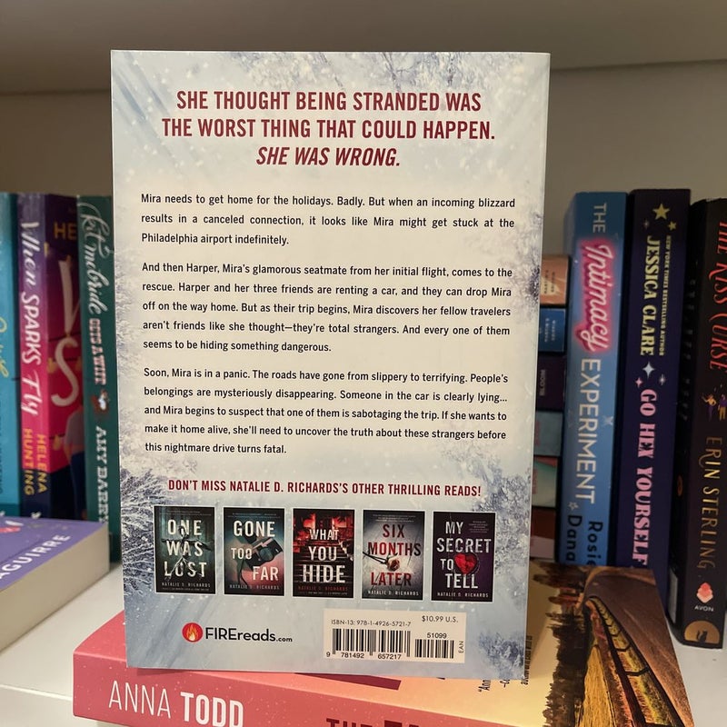 Five Total Strangers by Natalie D. Richards, Paperback | Pangobooks