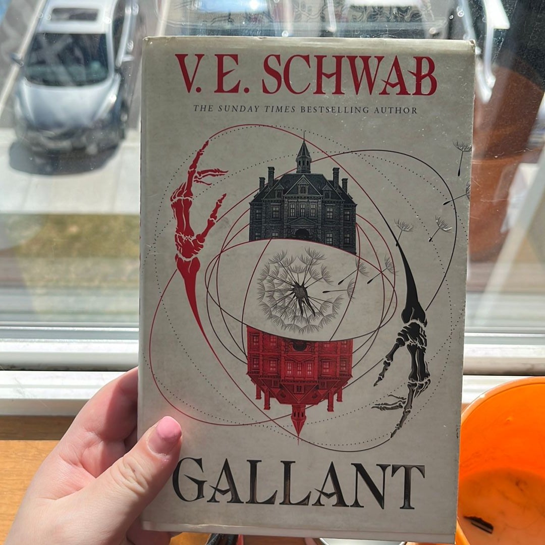 Gallant by V.E. Schwab, Hardcover | Pangobooks