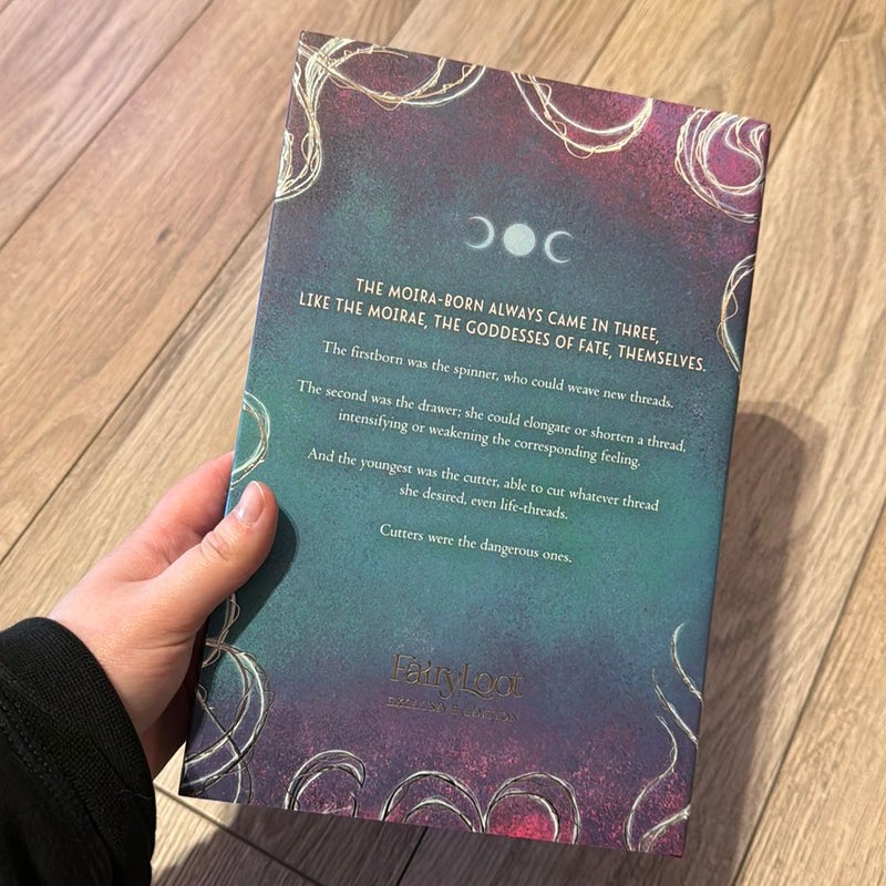 Threads That Bind (FAIRYLOOT EXCLUSIVE EDITION) by Kika Hatzopoulou ...