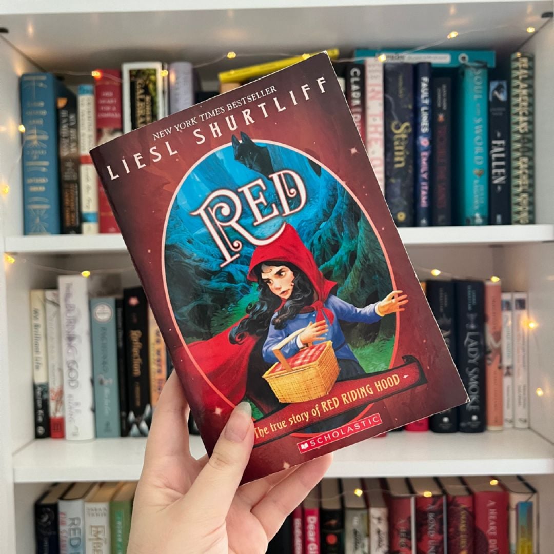 Red by Liesl Shurtliff, Paperback | Pangobooks