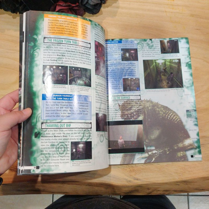 Resident Evil - Outbreak by Dan Birlew, Paperback | Pangobooks