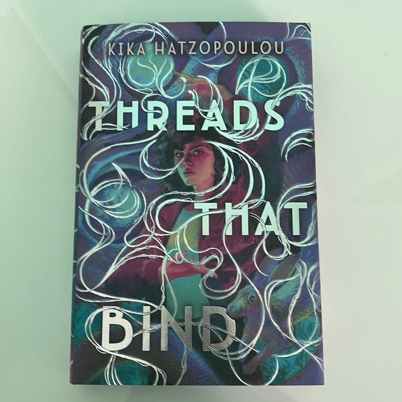 Threads That Bind Fairyloot by Kika Hatzopoulou, Hardcover | Pangobooks