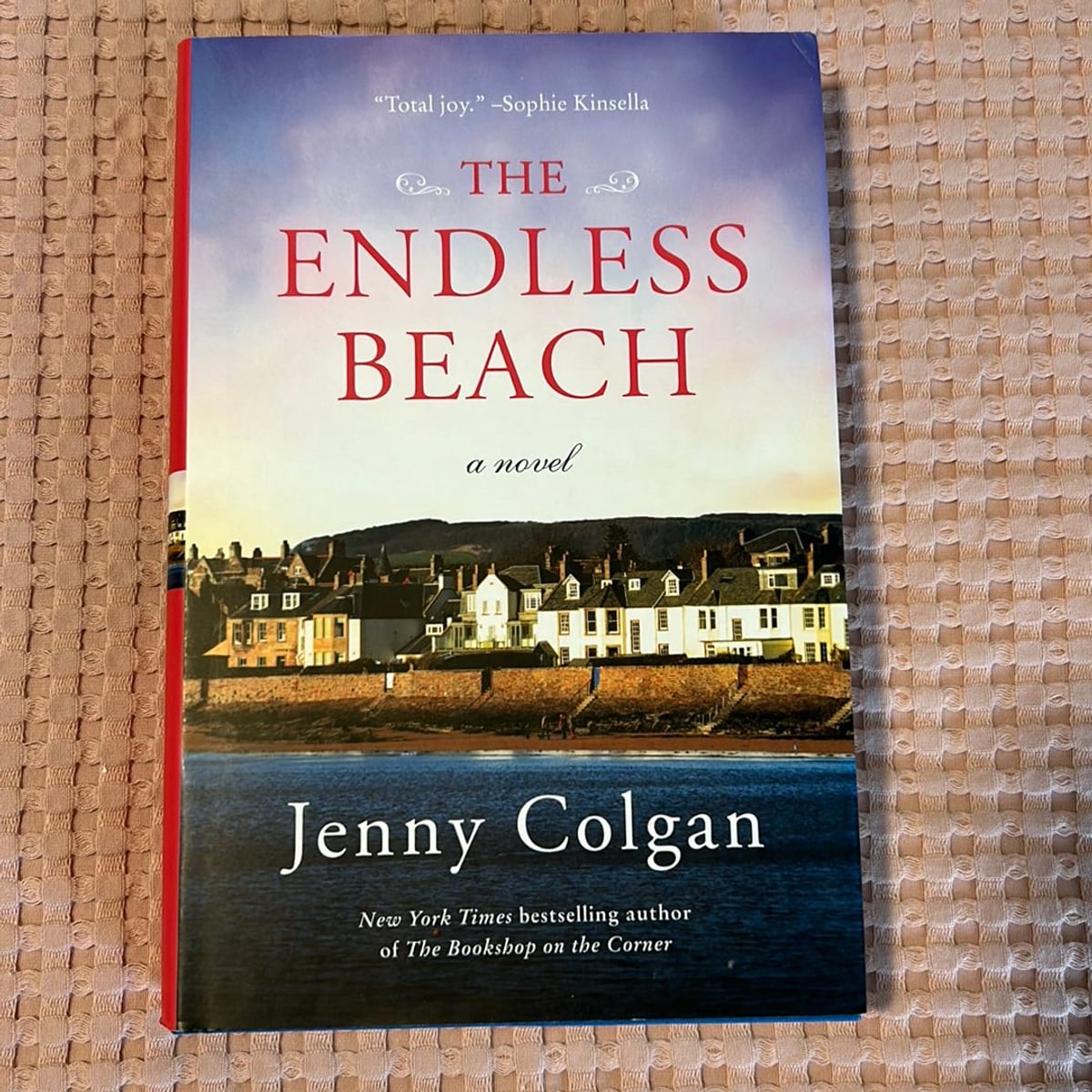 The Endless Beach by Jenny Colgan, Hardcover | Pangobooks