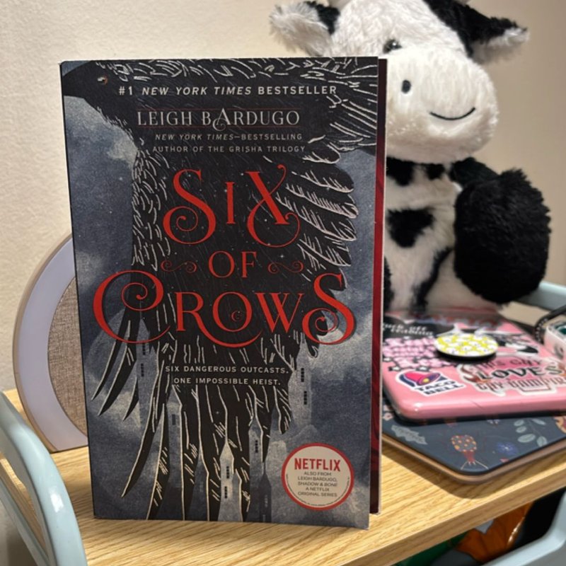 Six of Crows by Leigh Bardugo, Paperback | Pangobooks