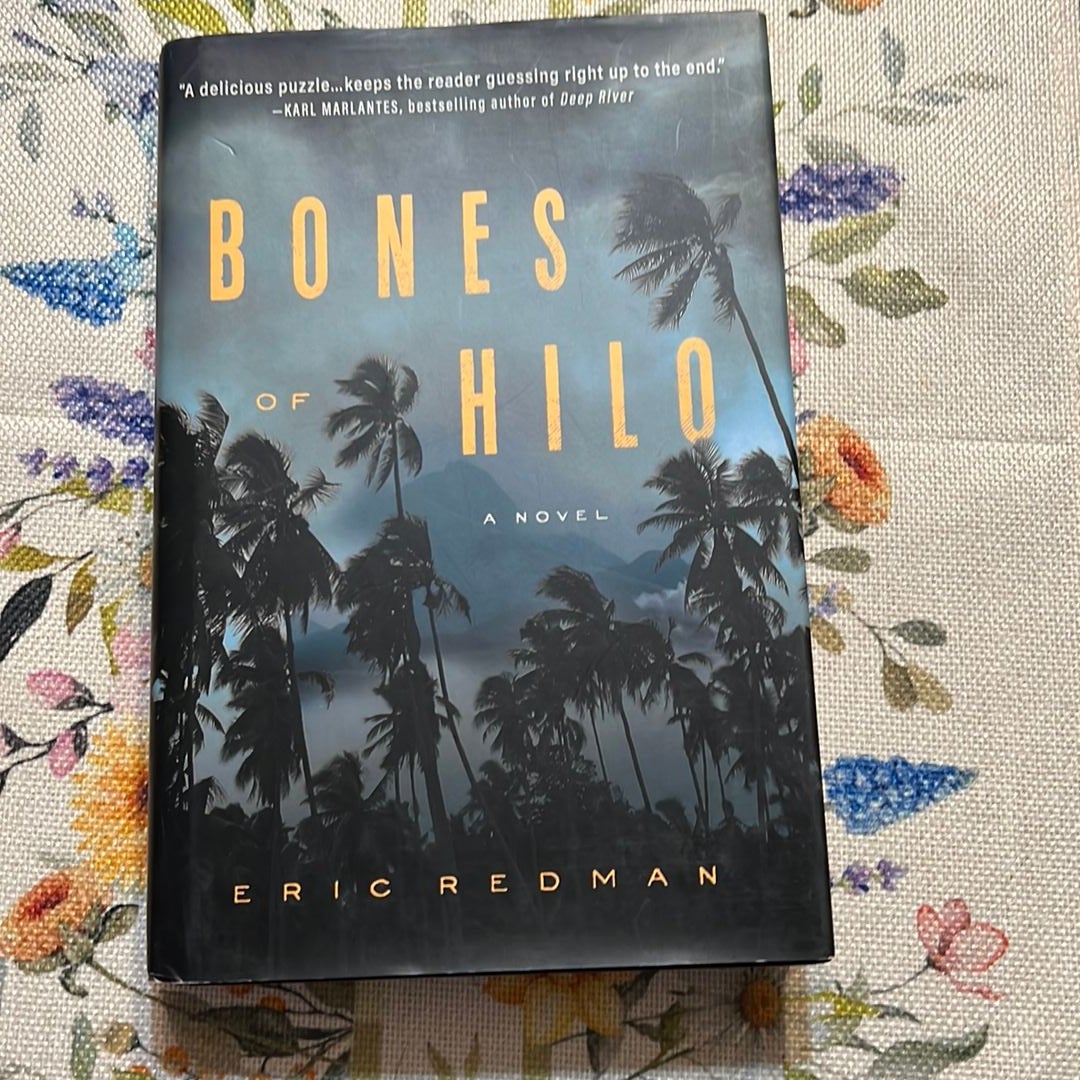 Bones of Hilo by Eric Redman, Hardcover | Pangobooks