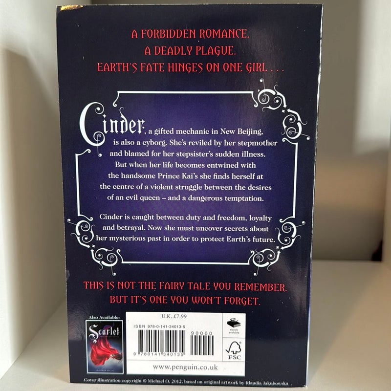 Cinder by Marissa Meyer, Paperback | Pangobooks