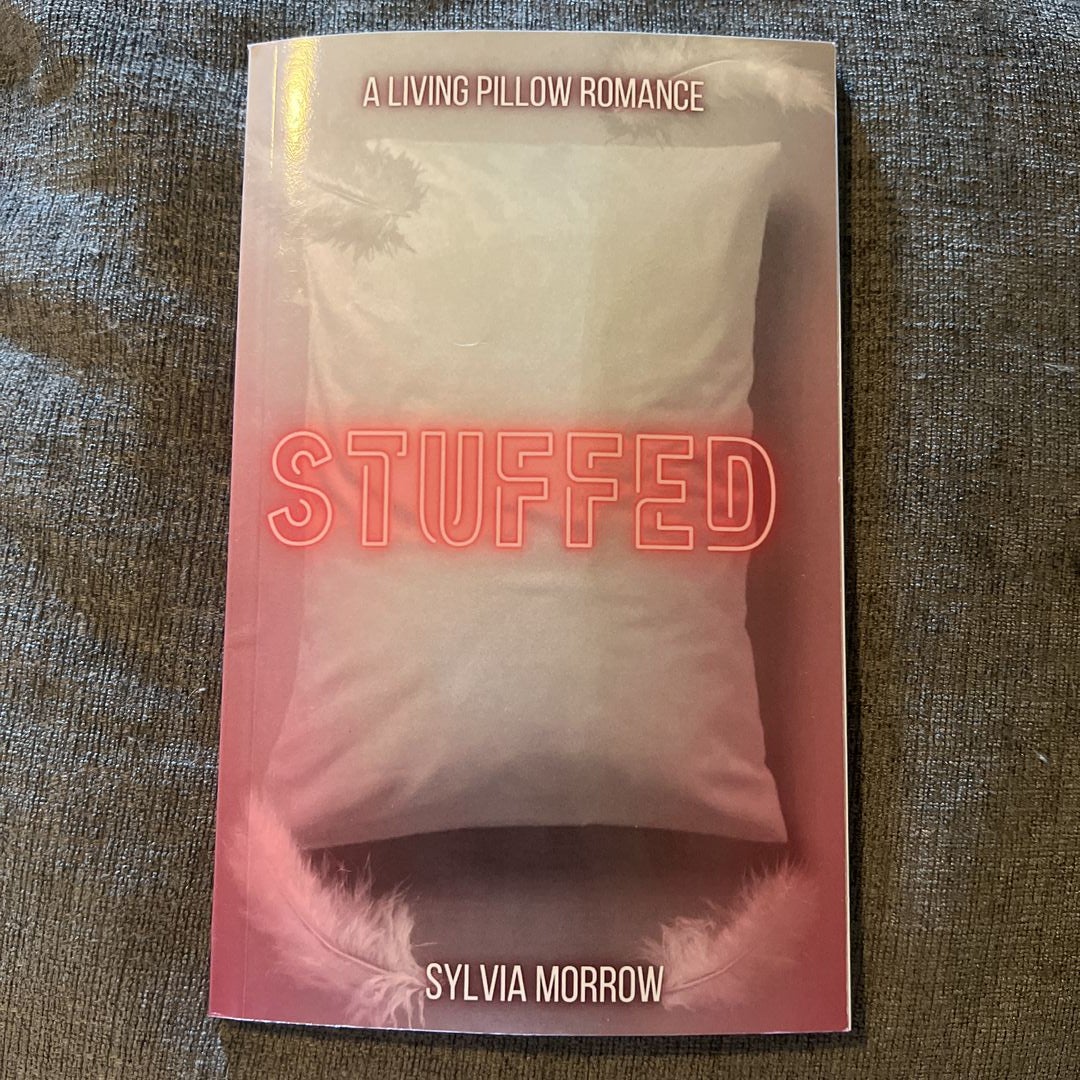 Stuffed by Sylvia Morrow, Paperback | Pangobooks