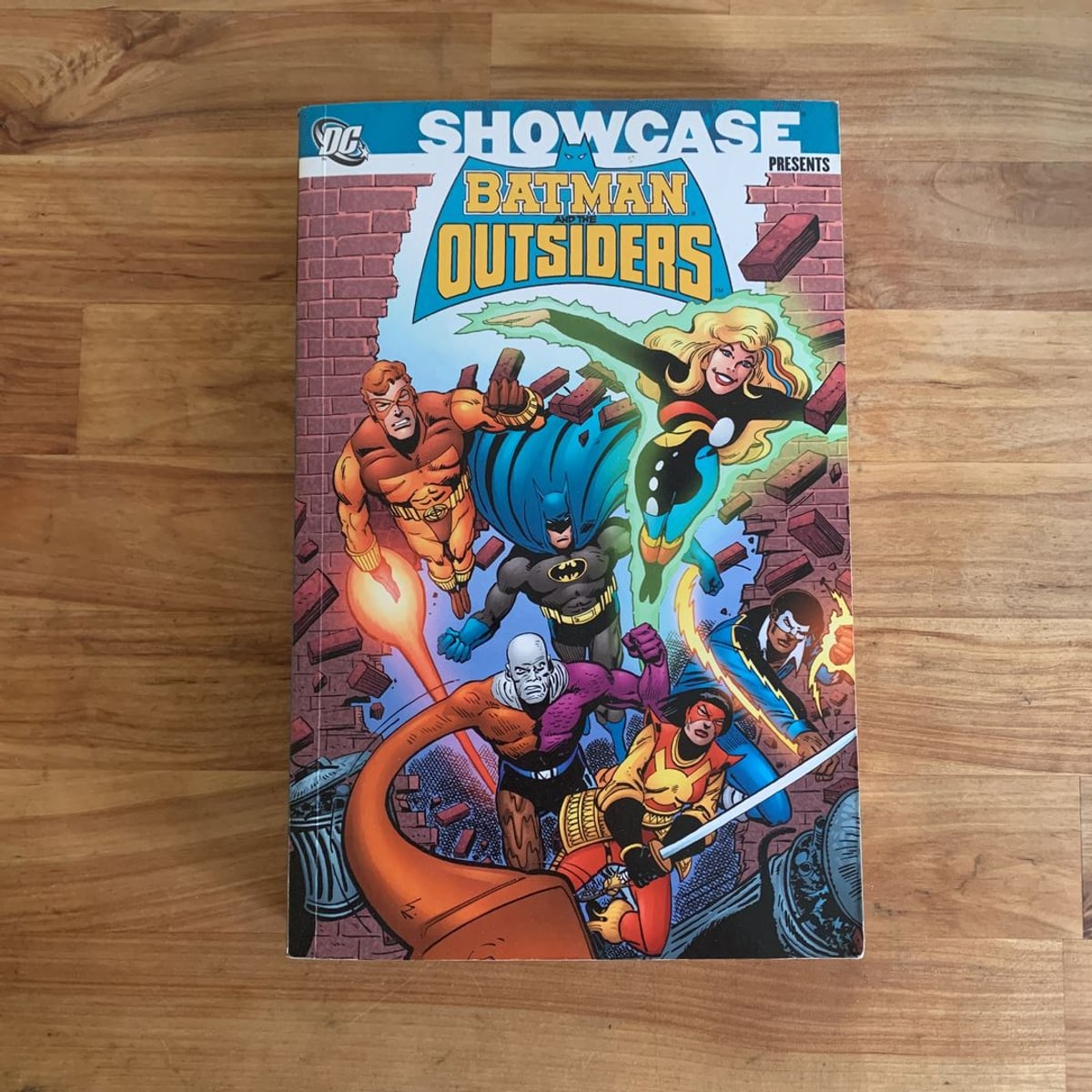 Batman and the Outsiders by Mike W. Barr, George Perez, Bob Kane, Jim ...