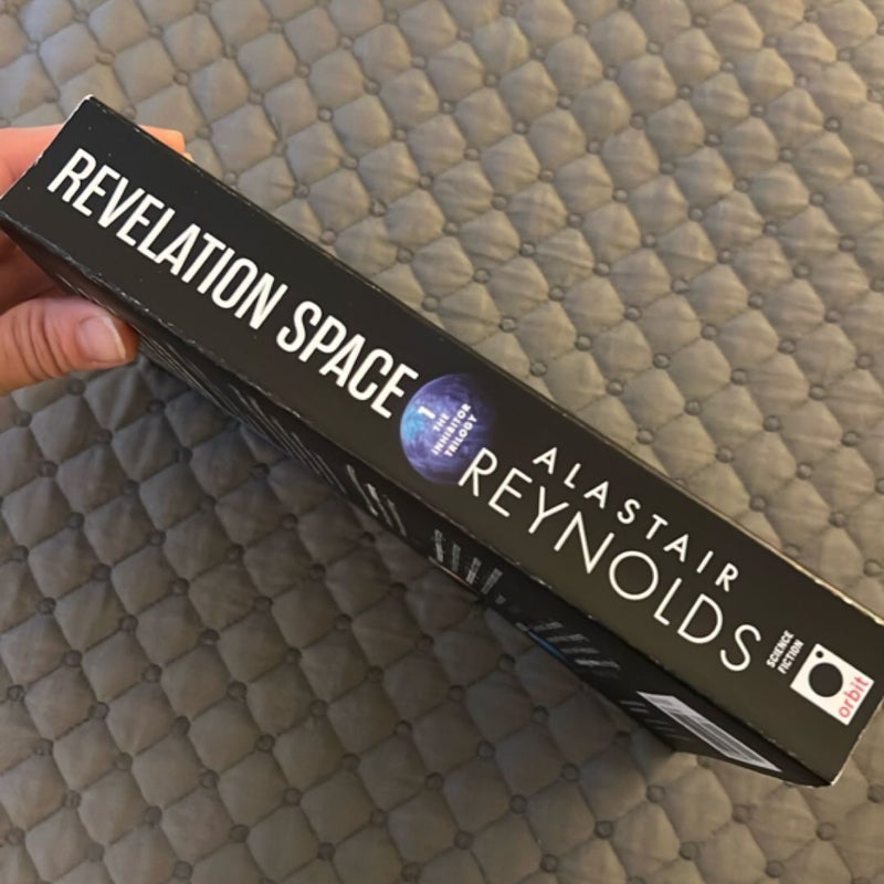 Revelation Space by Alastair Reynolds