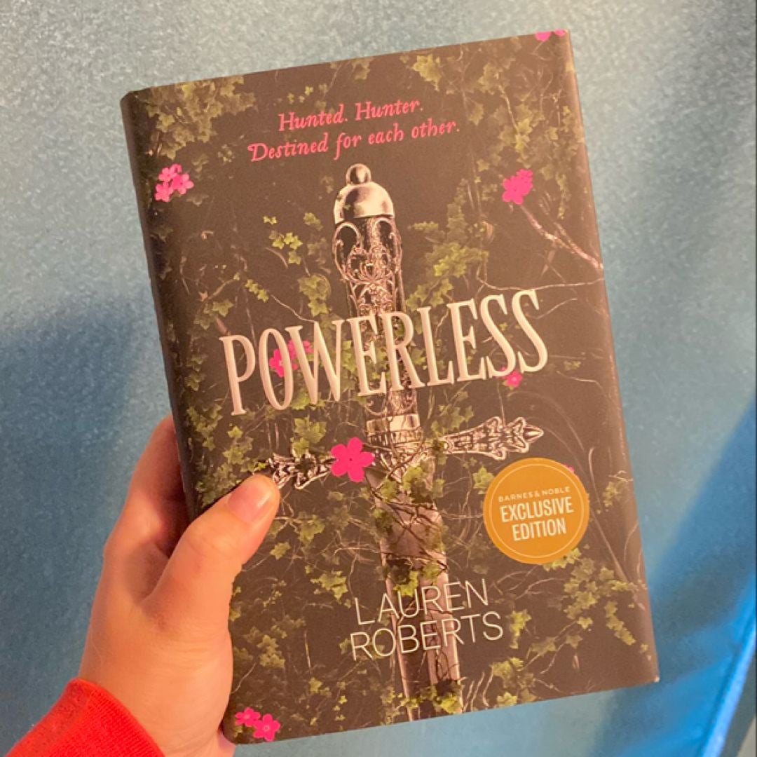 Powerless by Lauren Roberts , Hardcover | Pangobooks