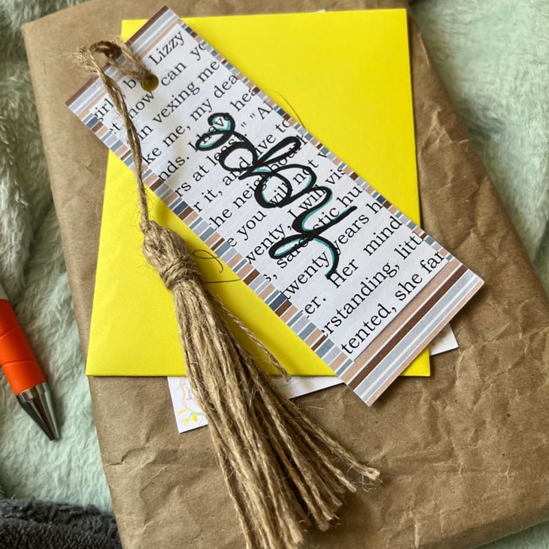Blind Date with a Book + FREE Bookmark by Varies , Paperback | Pangobooks