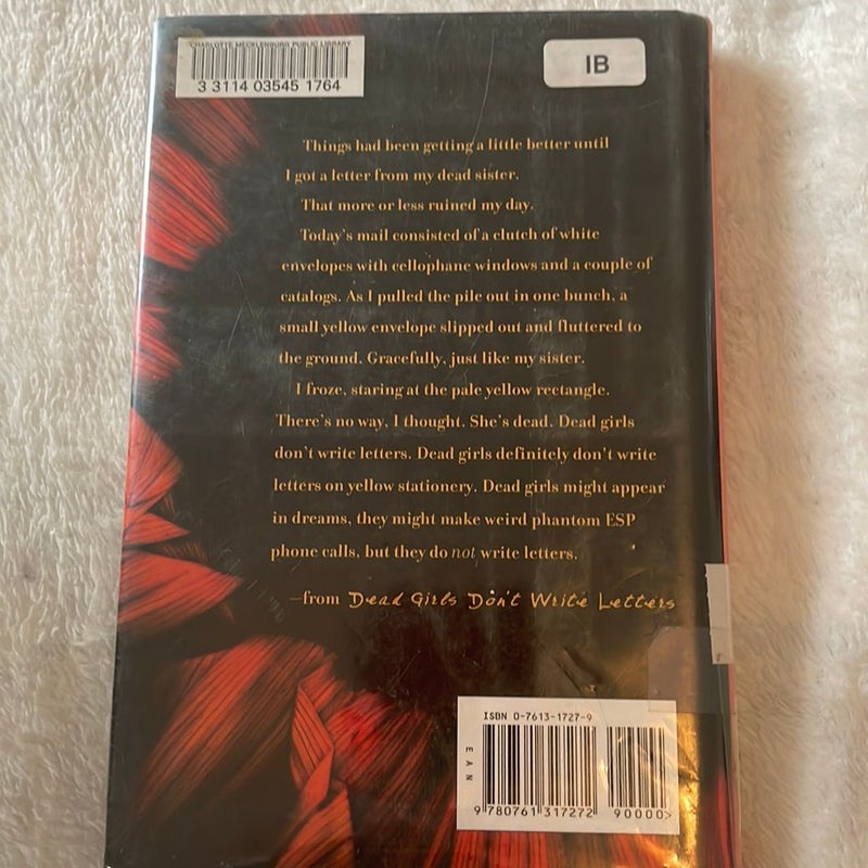 Dead Girls Don't Write Letters by Gail Giles, Hardcover | Pangobooks