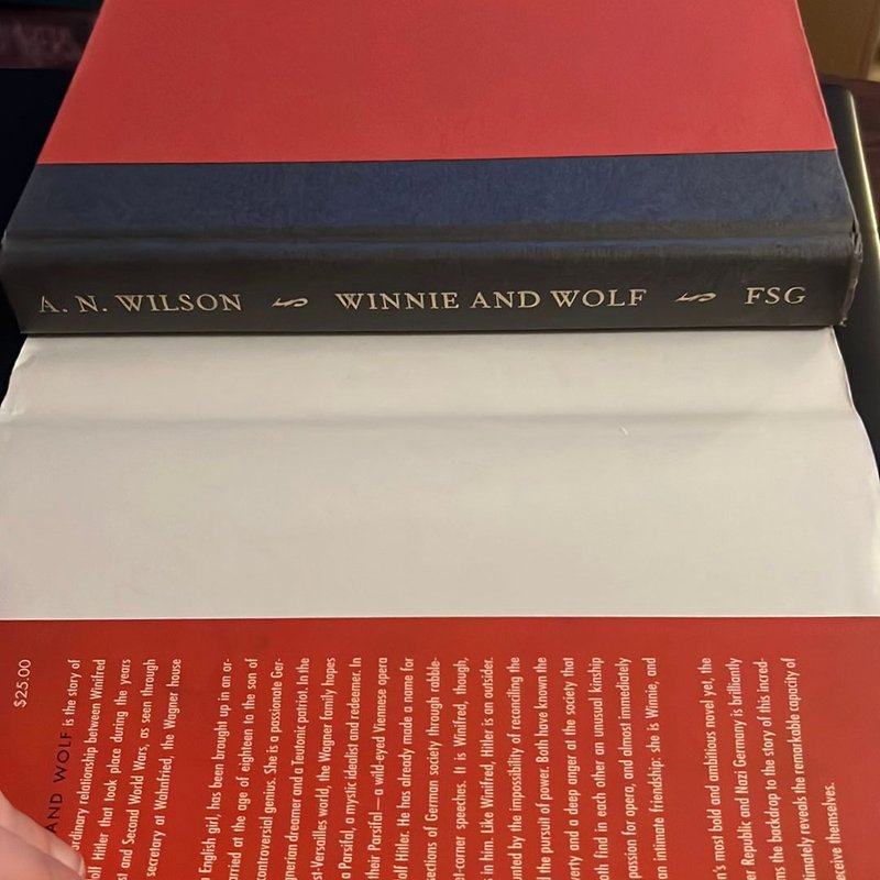 Winnie and Wolf by , Hardcover | Pangobooks