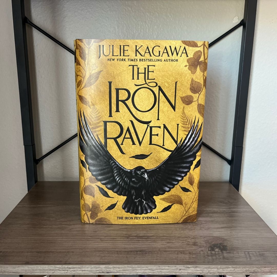 The Iron Raven by Julie Kagawa, Hardcover | Pangobooks