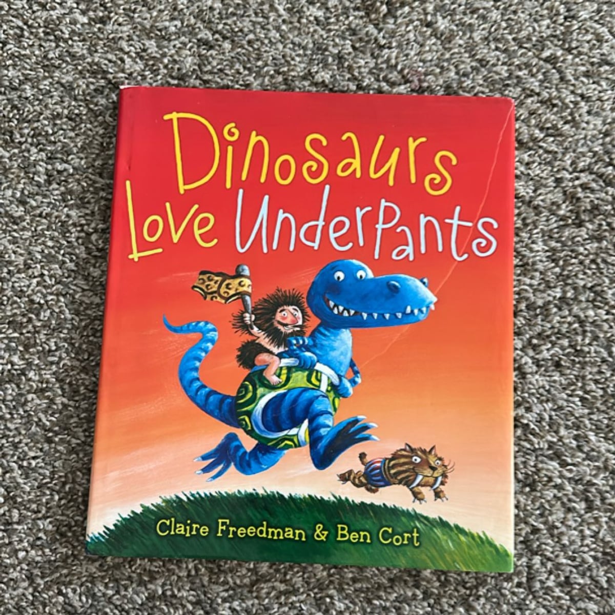 Dinosaurs Love Underpants by Claire Freedman