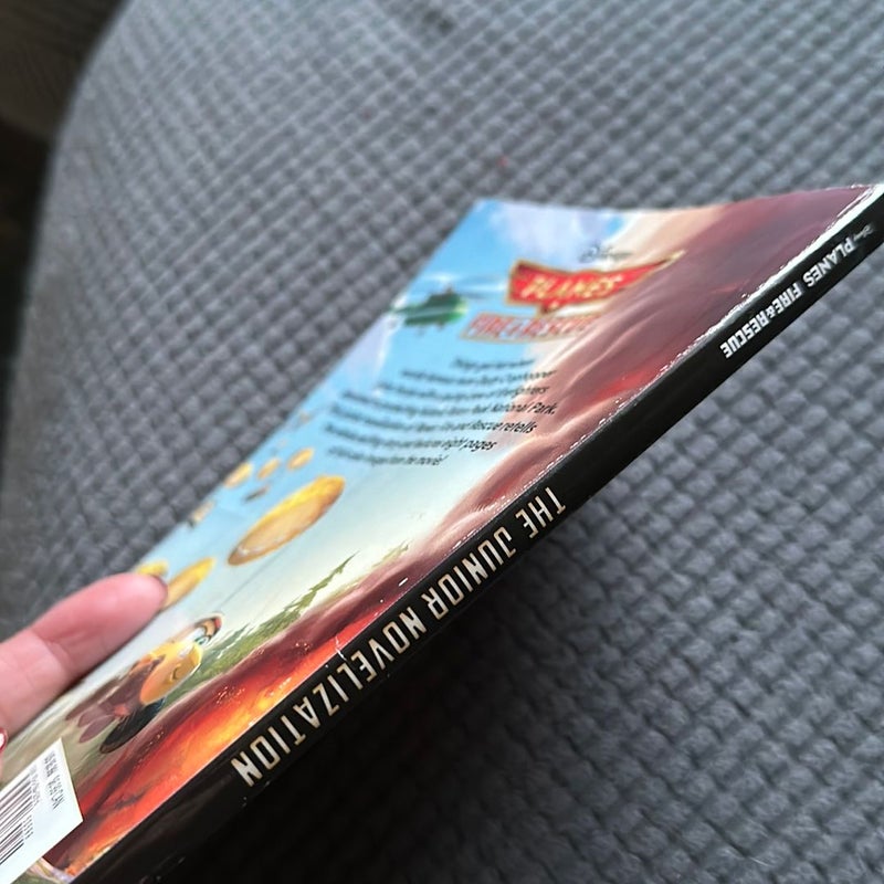 Planes: Fire and Rescue the Junior Novelization (Disney Planes: Fire ...
