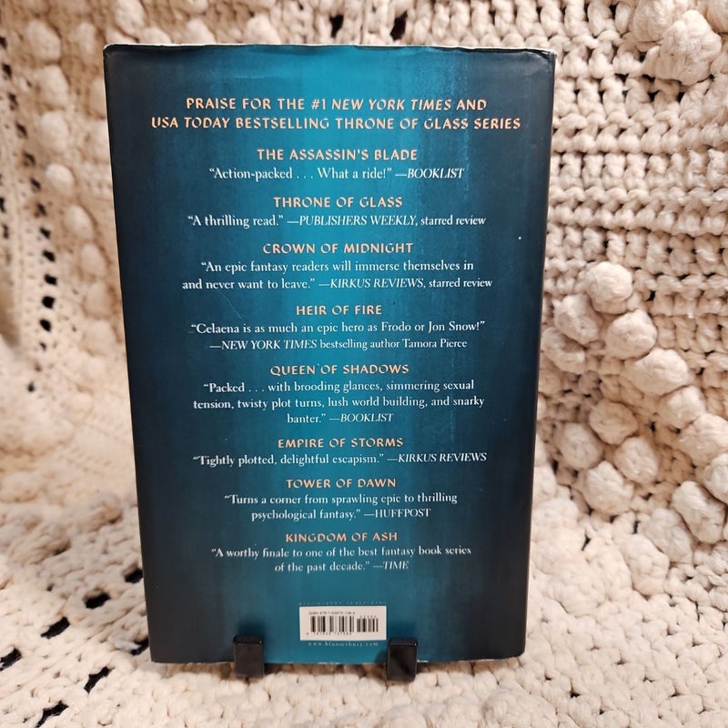 The Assassin's Blade by Sarah J. Maas, Hardcover | Pangobooks