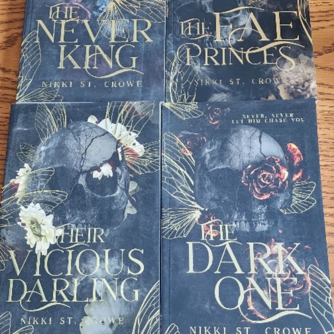 Never king special editions by Nikki St Crowe, Paperback | Pangobooks