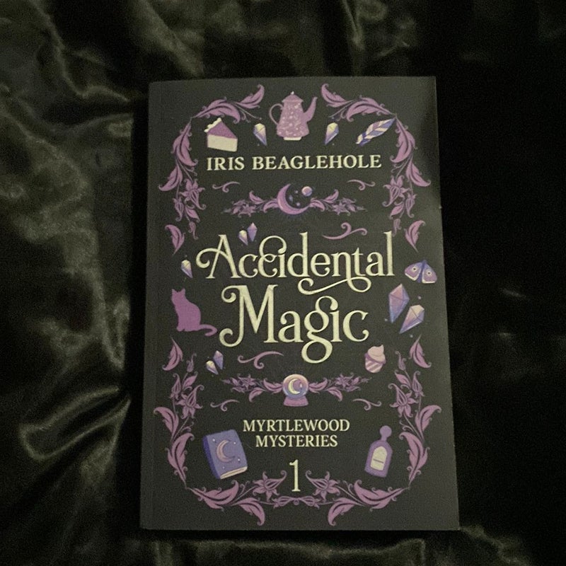 Accidental Magic by Iris Beaglehole, Paperback | Pangobooks