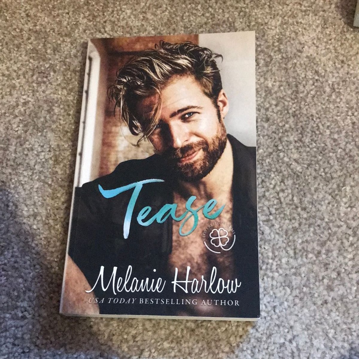 Tease by Melanie Harlow, Paperback | Pangobooks