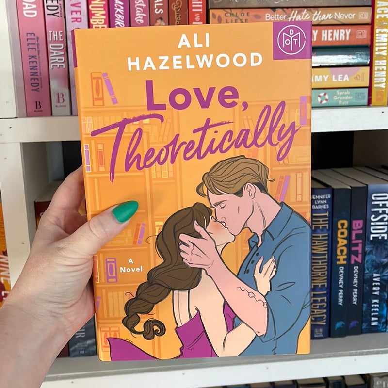 Love, Theoretically by Ali Hazelwood, Hardcover | Pangobooks