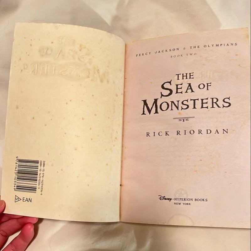 Percy Jackson and the Olympians, Book Two the Sea of Monsters (Percy ...