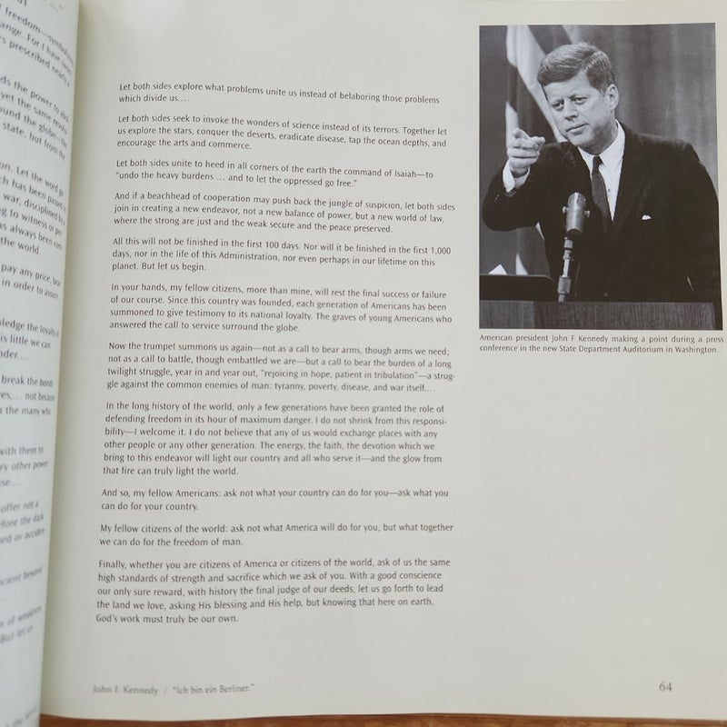 The Words That Shook the World by Richard. Greene, Florie Brizel