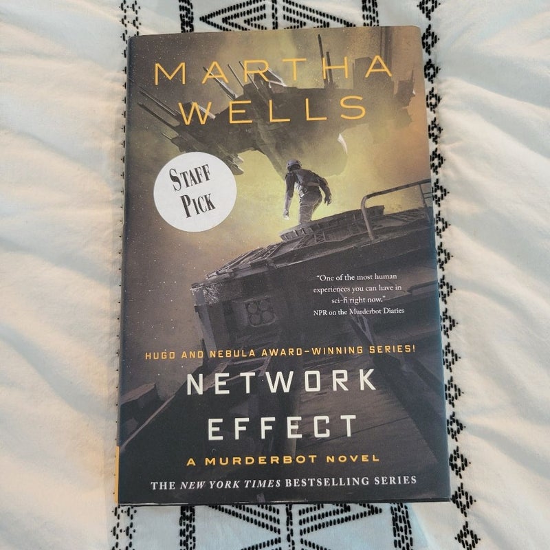Network Effect by Martha Wells, Hardcover | Pangobooks