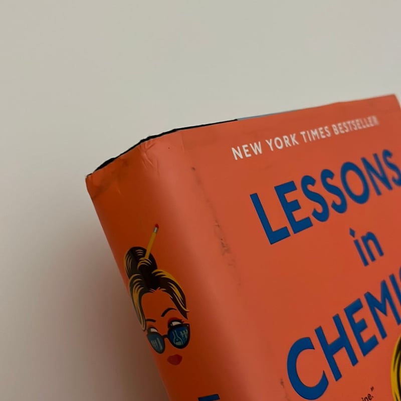 Lessons in Chemistry by Bonnie Garmus, Hardcover | Pangobooks