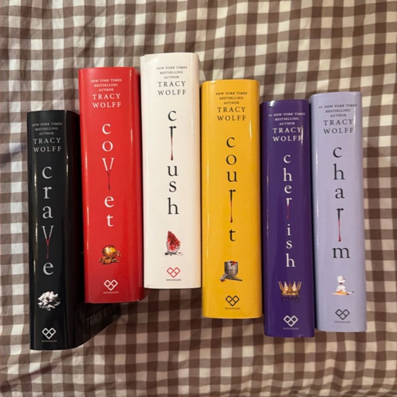 Crave by Tracy Wolff, Hardcover | Pangobooks