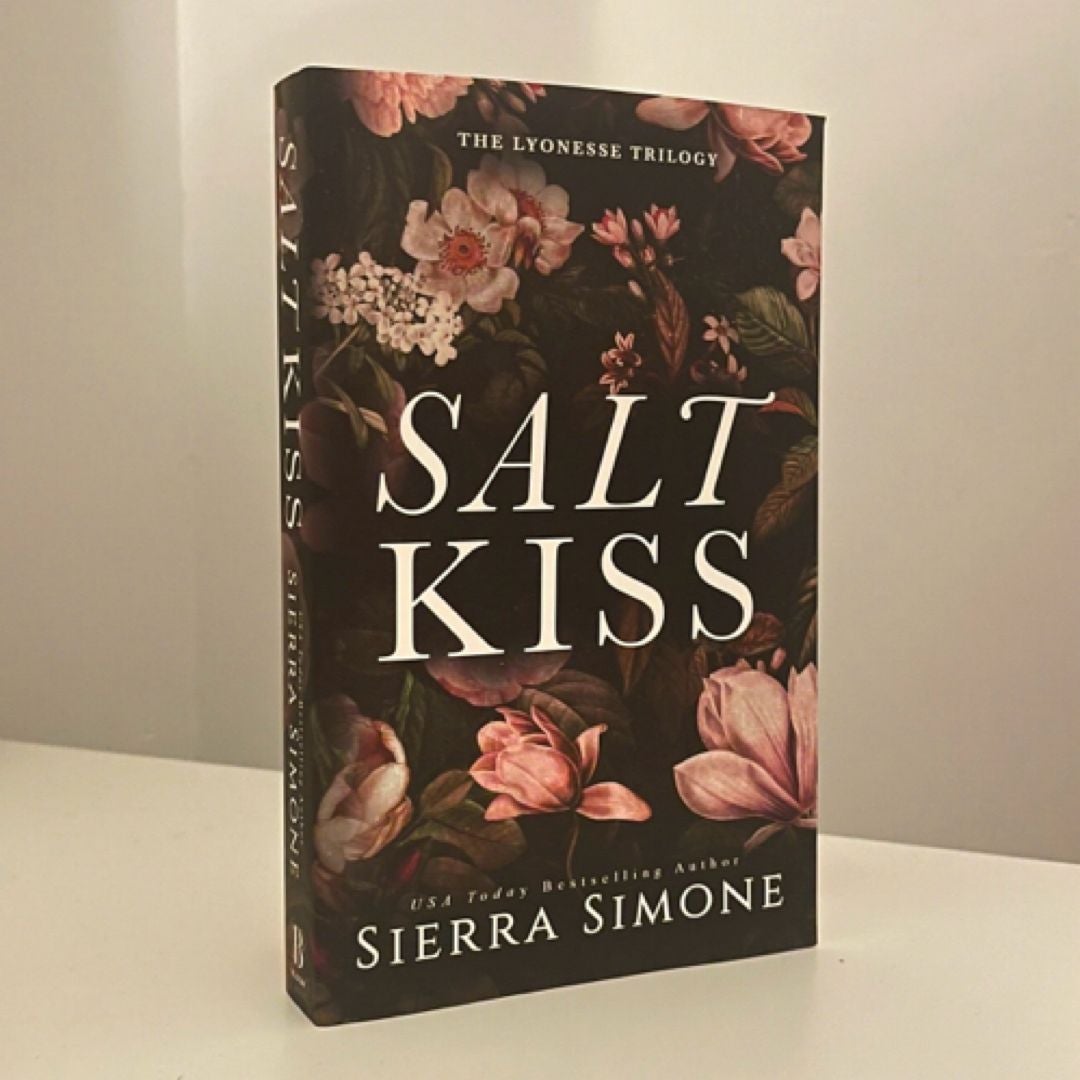 Salt Kiss by Sierra Simone, Paperback | Pangobooks