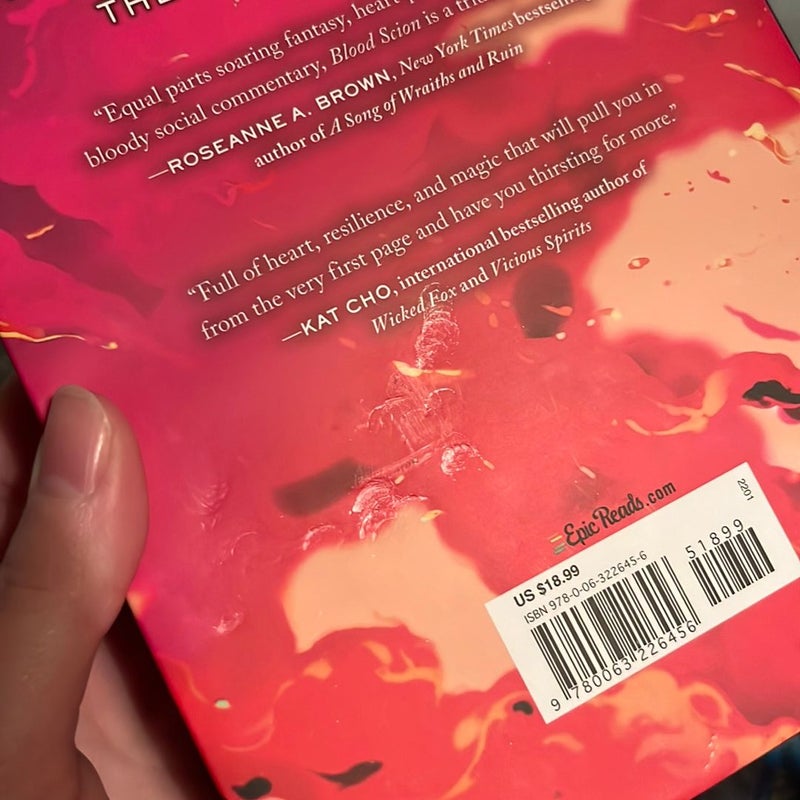 Blood Scion (Fairyloot Edition) by Deborah Falaye, Hardcover | Pangobooks