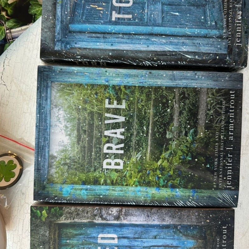 Wicked Trilogy Hello Lovely Box by Jennifer Armentrout, Paperback ...