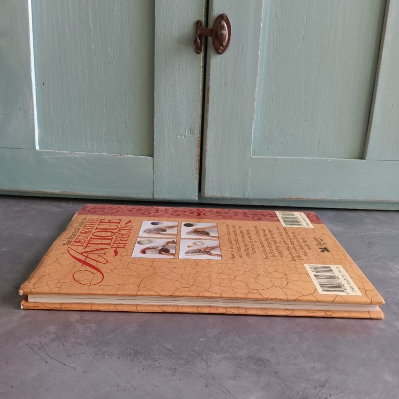 The Practical Guide to Decorative Antique Effects by Annie Sloan