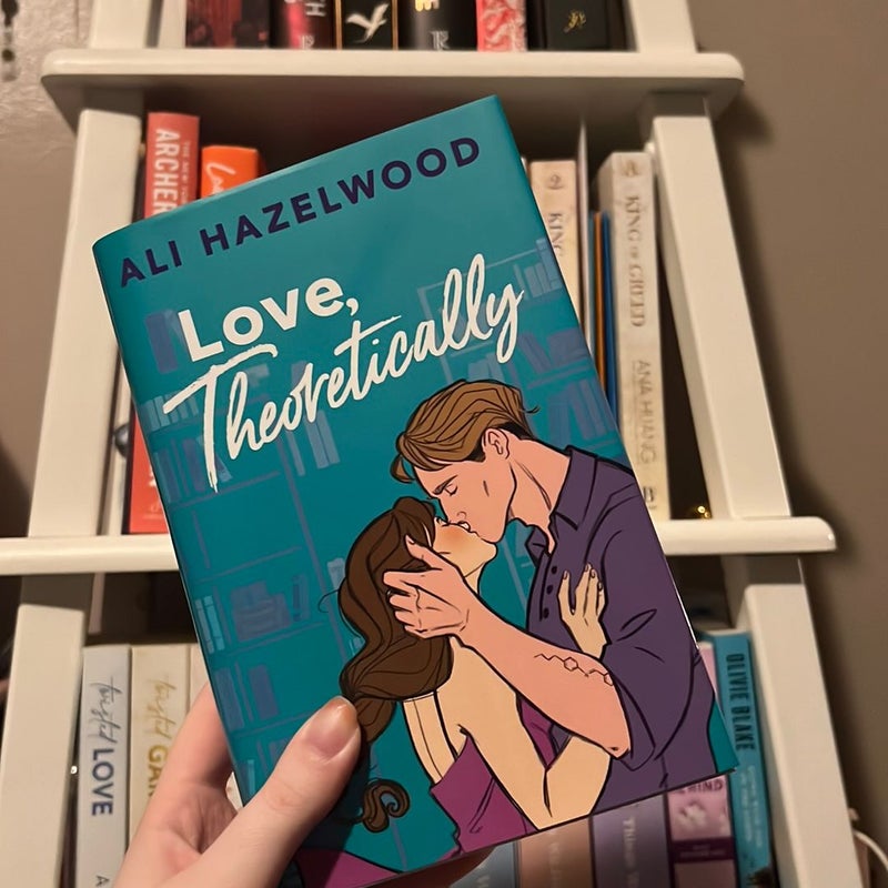 Love, Theoretically by Ali hazelwood, Hardcover | Pangobooks