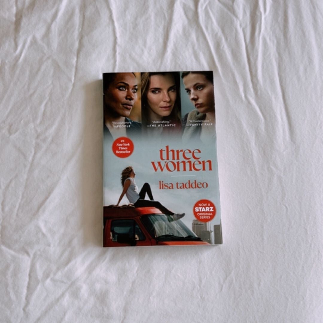 Three Women by Lisa Taddeo, Paperback | Pangobooks