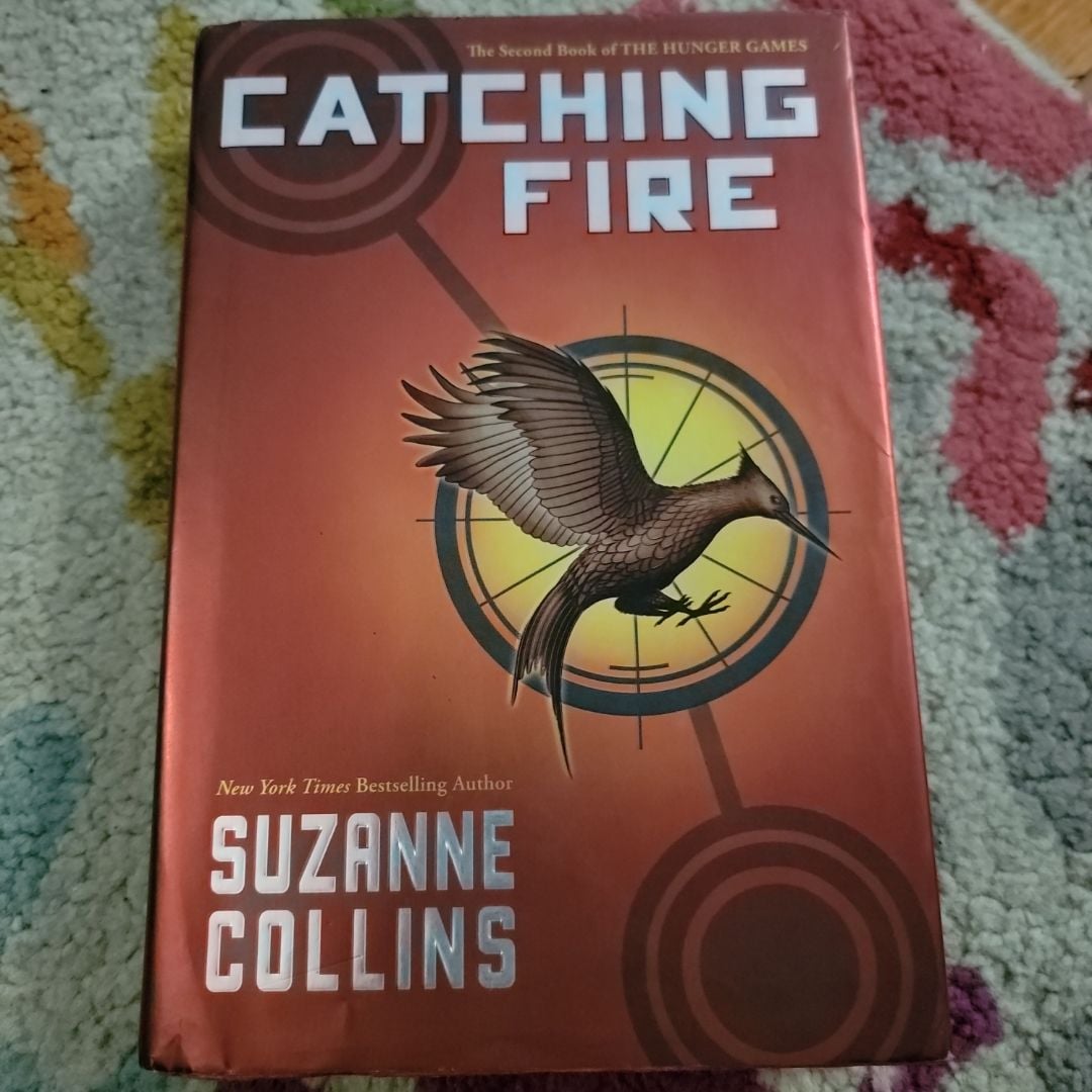 Catching Fire by Suzanne Collins, Hardcover | Pangobooks