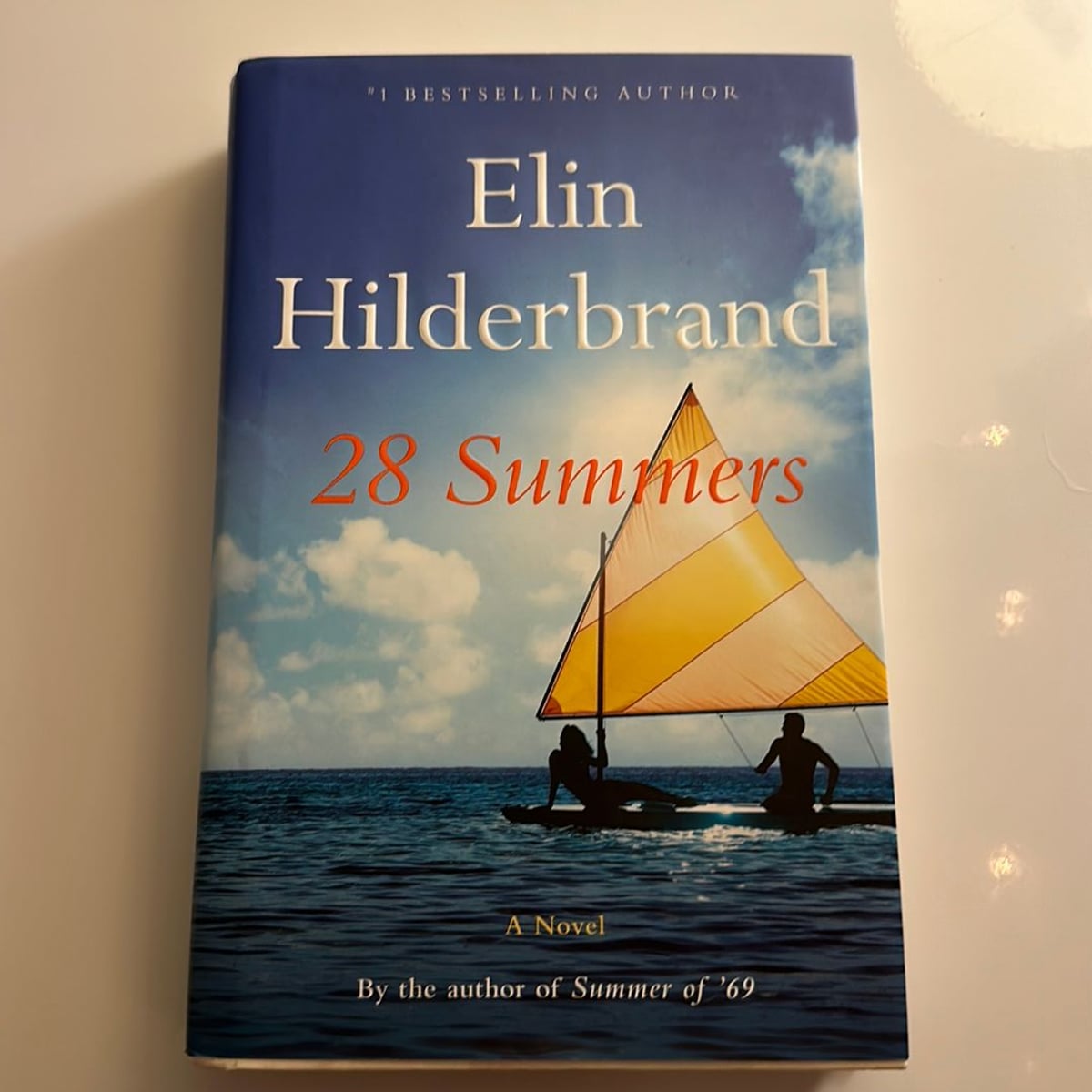 28 Summers by Elin Hilderbrand, Hardcover | Pangobooks