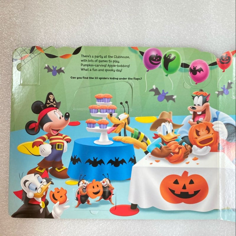 Mickey Mouse Clubhouse Mickey's Halloween by Disney Books