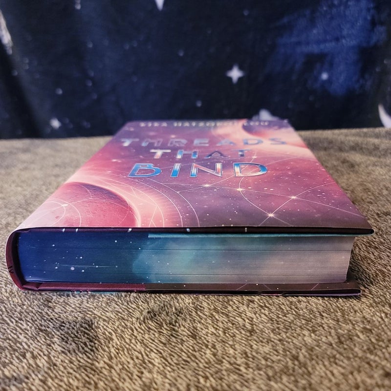 Threads That Bind by Kika Hatzopoulou, Hardcover | Pangobooks