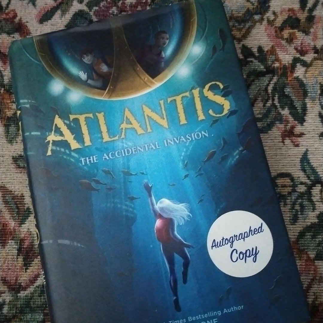 Atlantis: the Accidental Invasion by Gregory Mone, Hardcover | Pangobooks