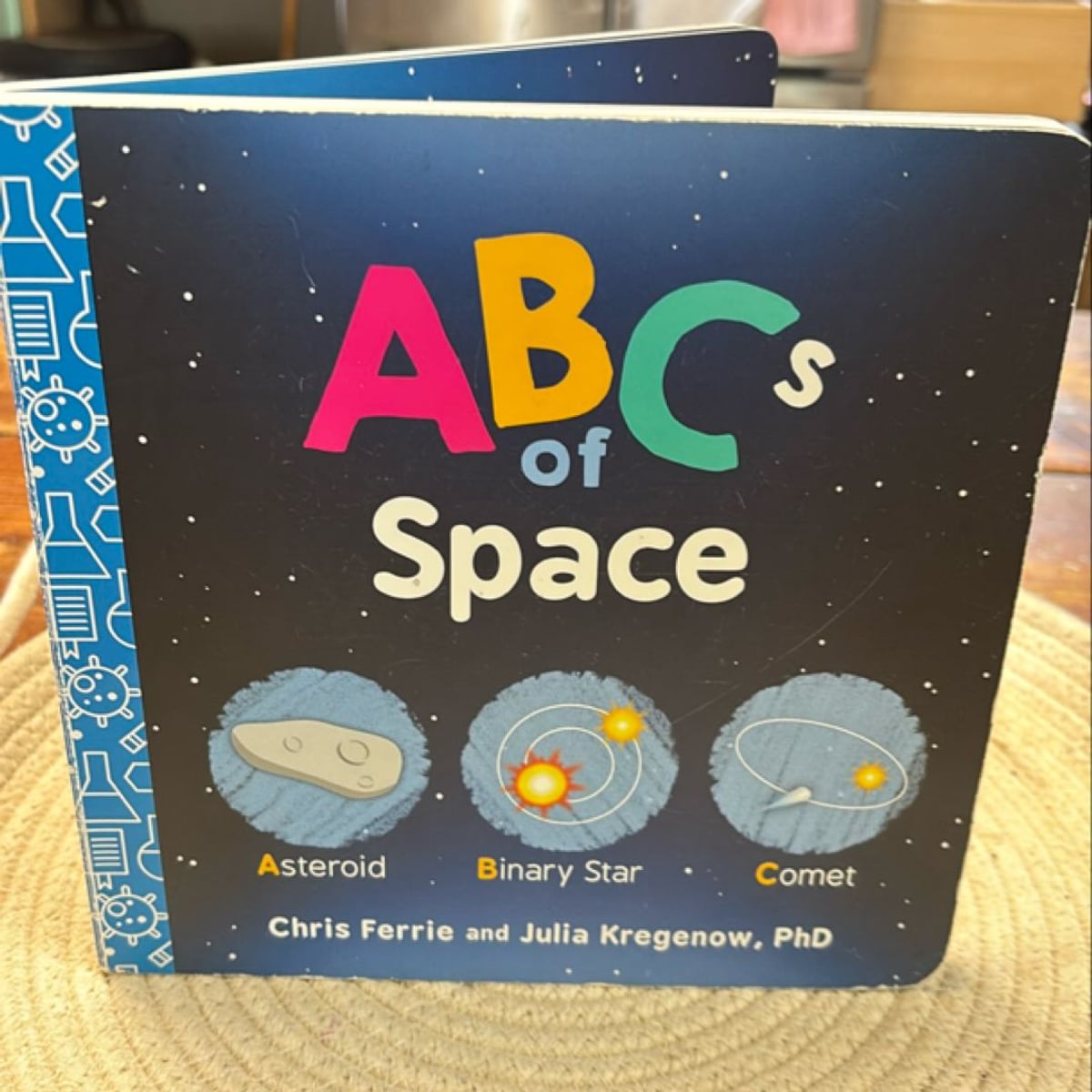 ABCs of Space by Chris Ferrie, Julia Kregenow