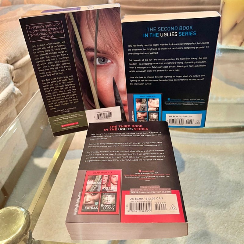 Uglies Bundle by Scott Westerfeld, Paperback | Pangobooks