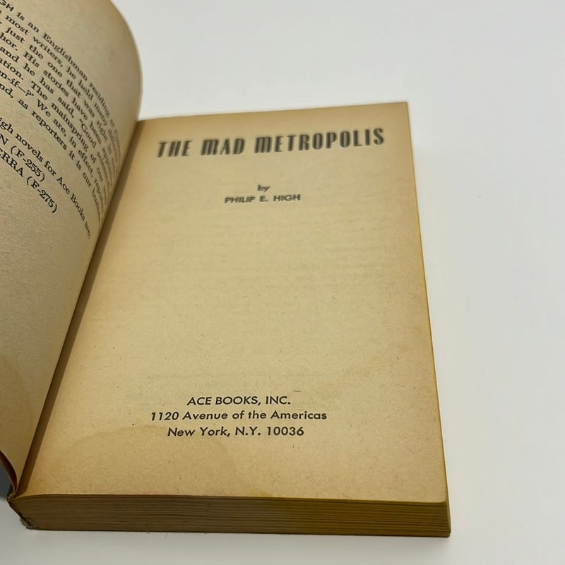 Ace Double M-135 Vintage 1966 Sci-Fi: The Mad Metropolis & Space ...