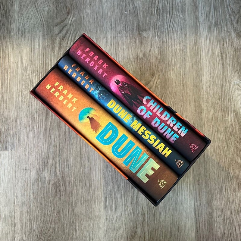 Dune by Frank Herbert, Hardcover | Pangobooks