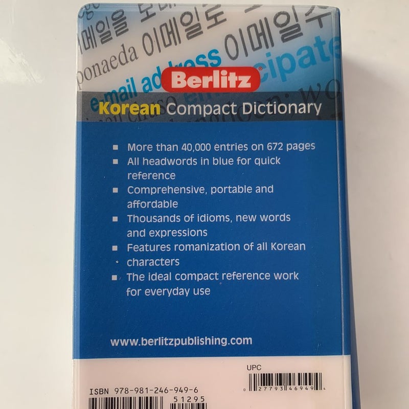 Korean - Berlitz Compact Dictionary by Berlitz Publishing Staff