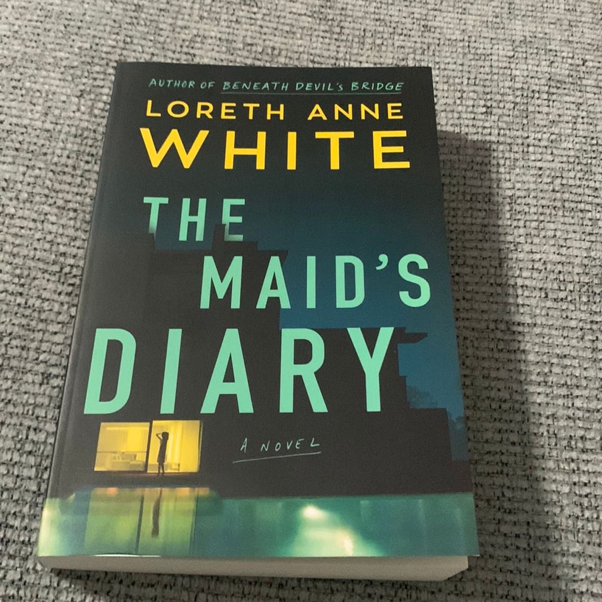 The Maid's Diary by Loreth Anne White, Paperback | Pangobooks